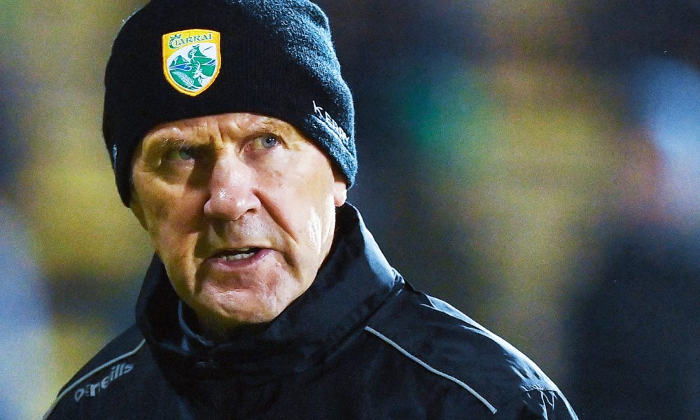 ‘Bones’ presented with prestigious rally trophy - Killarney Advertiser