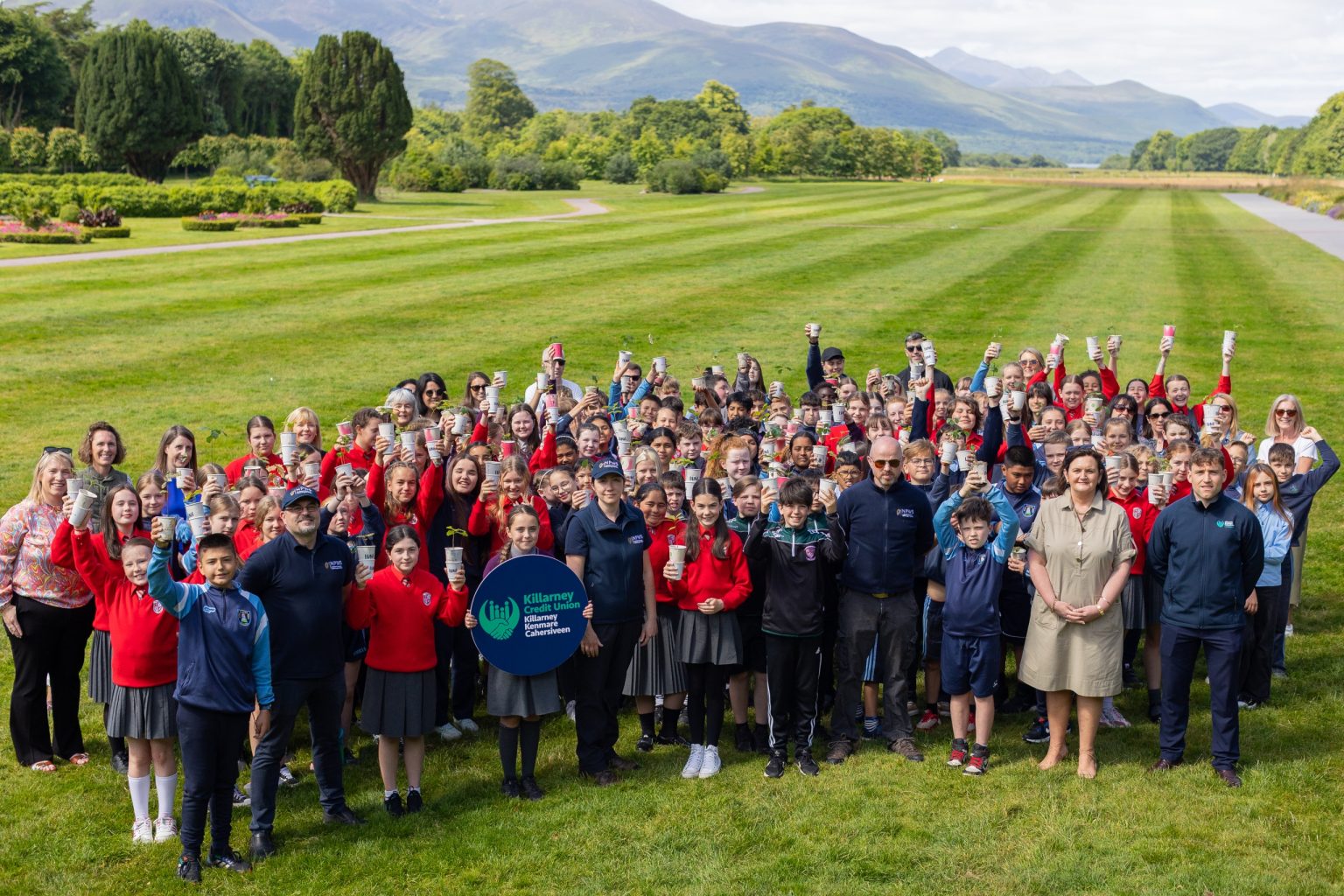 Harris and Healy hit the town - Killarney Advertiser