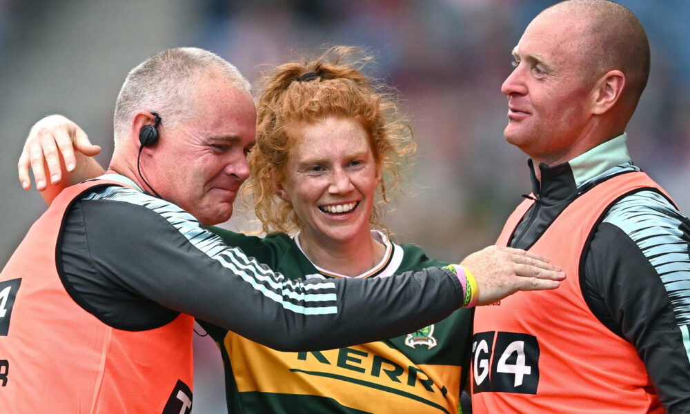 Harris and Healy hit the town - Killarney Advertiser